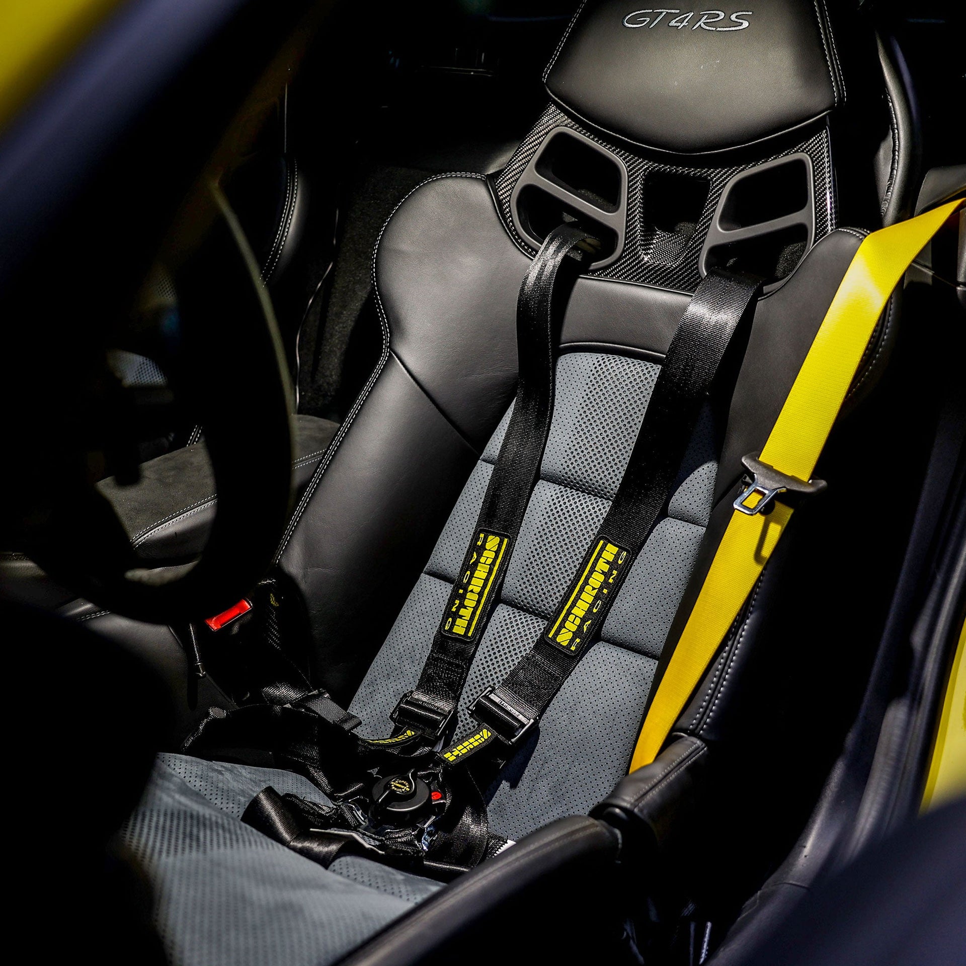 Porsche 718 GT4 RS Safety – Silver Rocket Racing